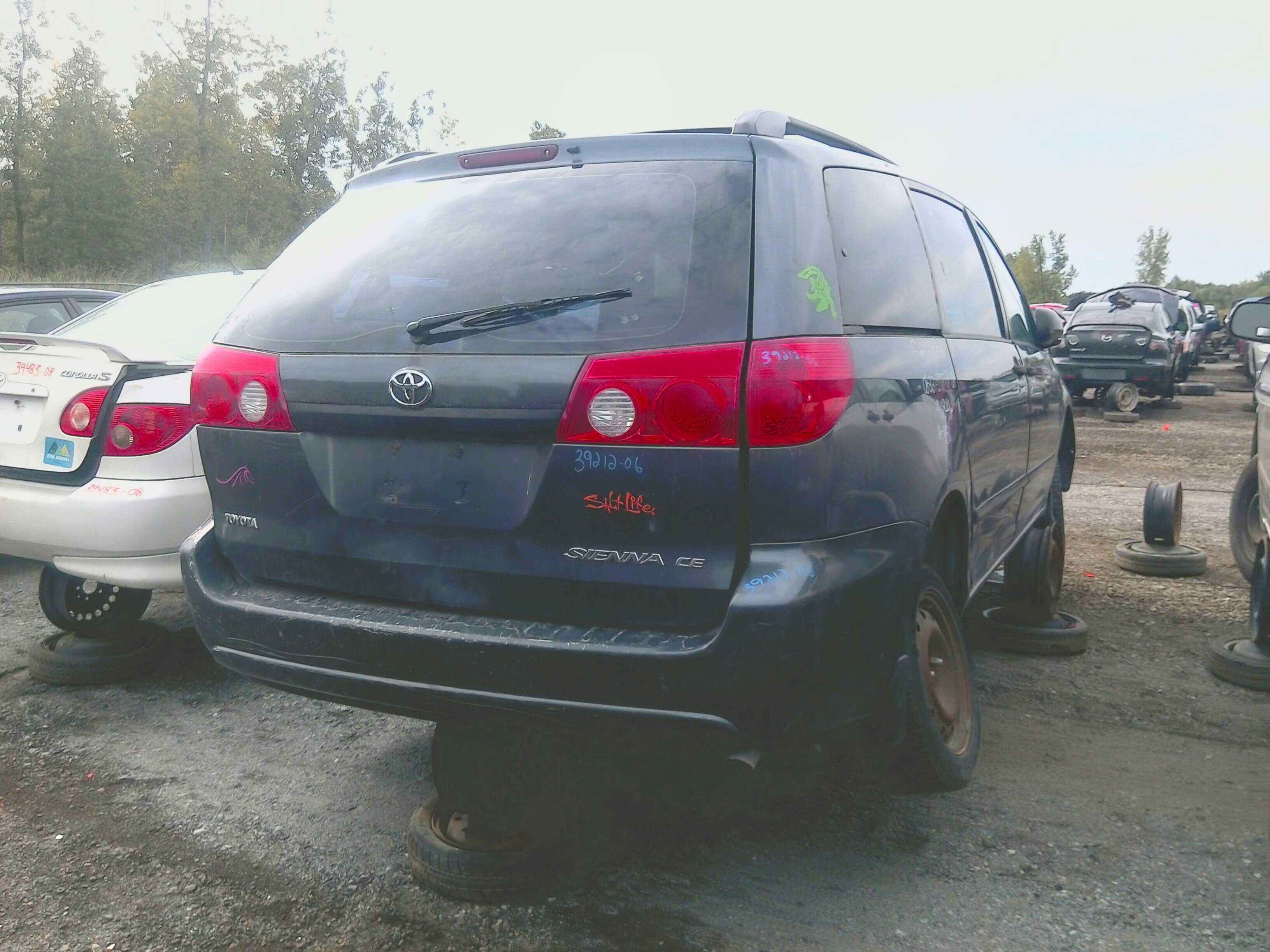 TOYOTA SIENNA 2006 - Kenny U-Pull