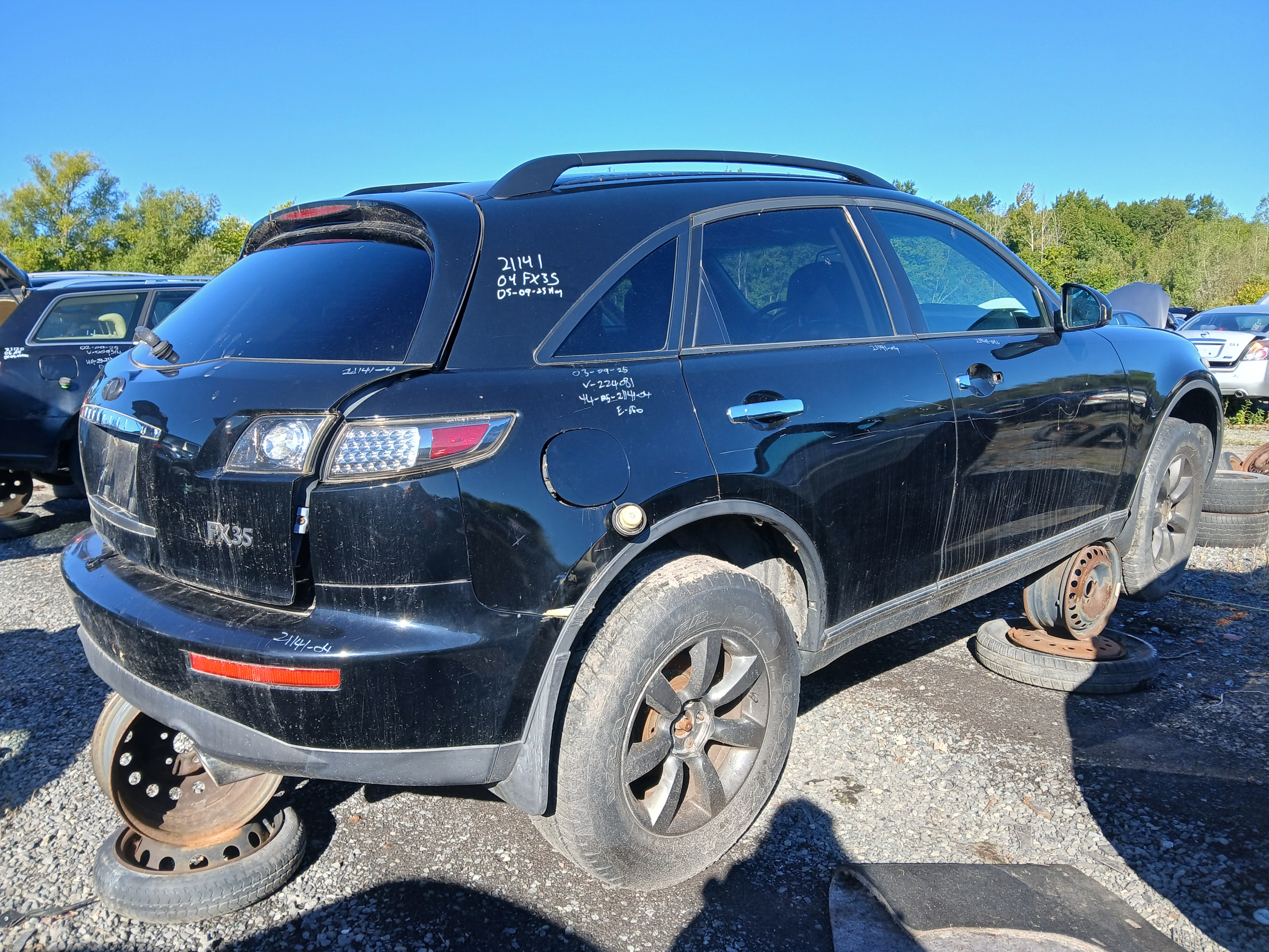 INFINITI FX35 2004 | Cornwall | Kenny U-Pull