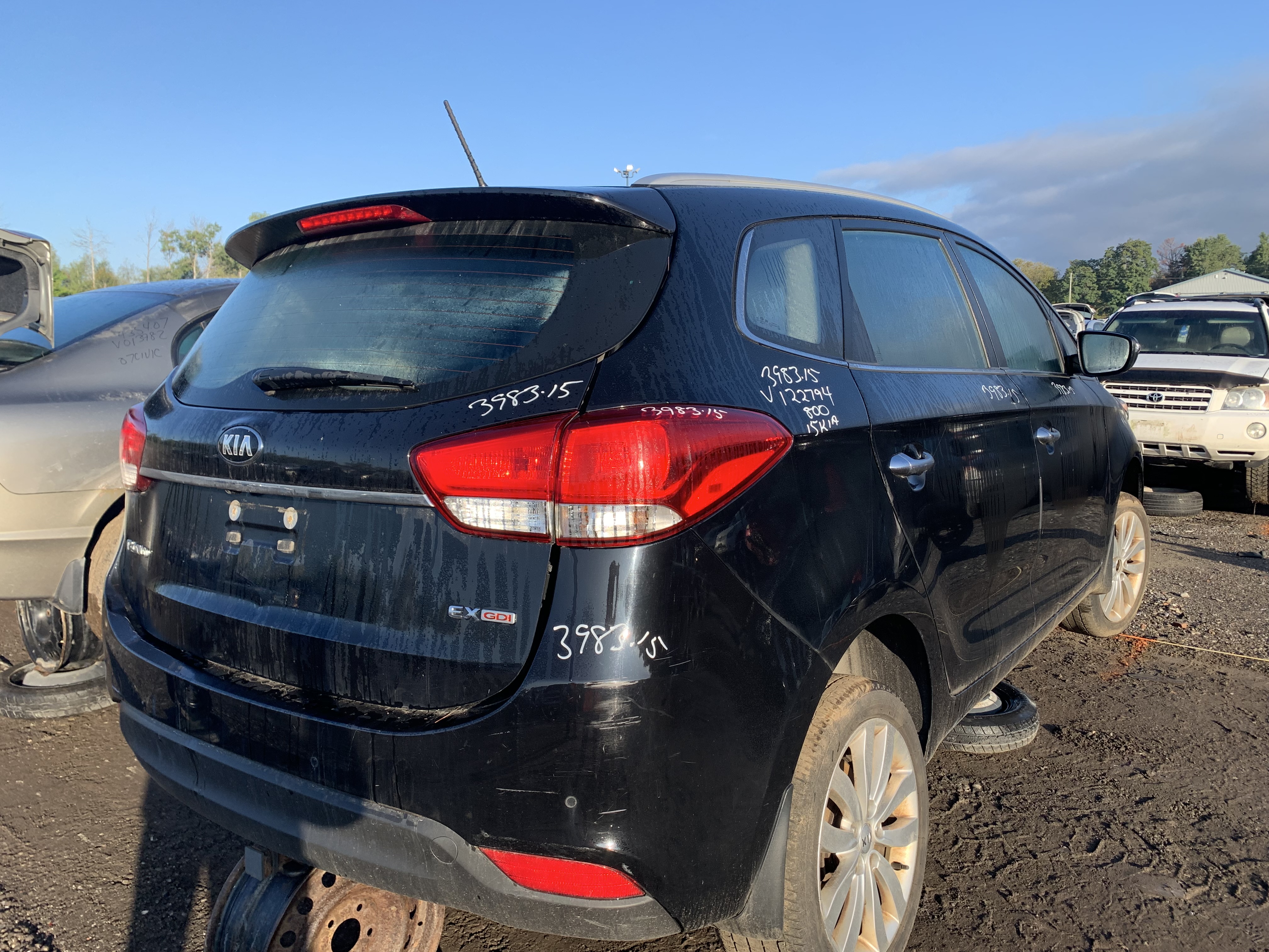 KIA RONDO 2015 | Barrie | Kenny U-Pull