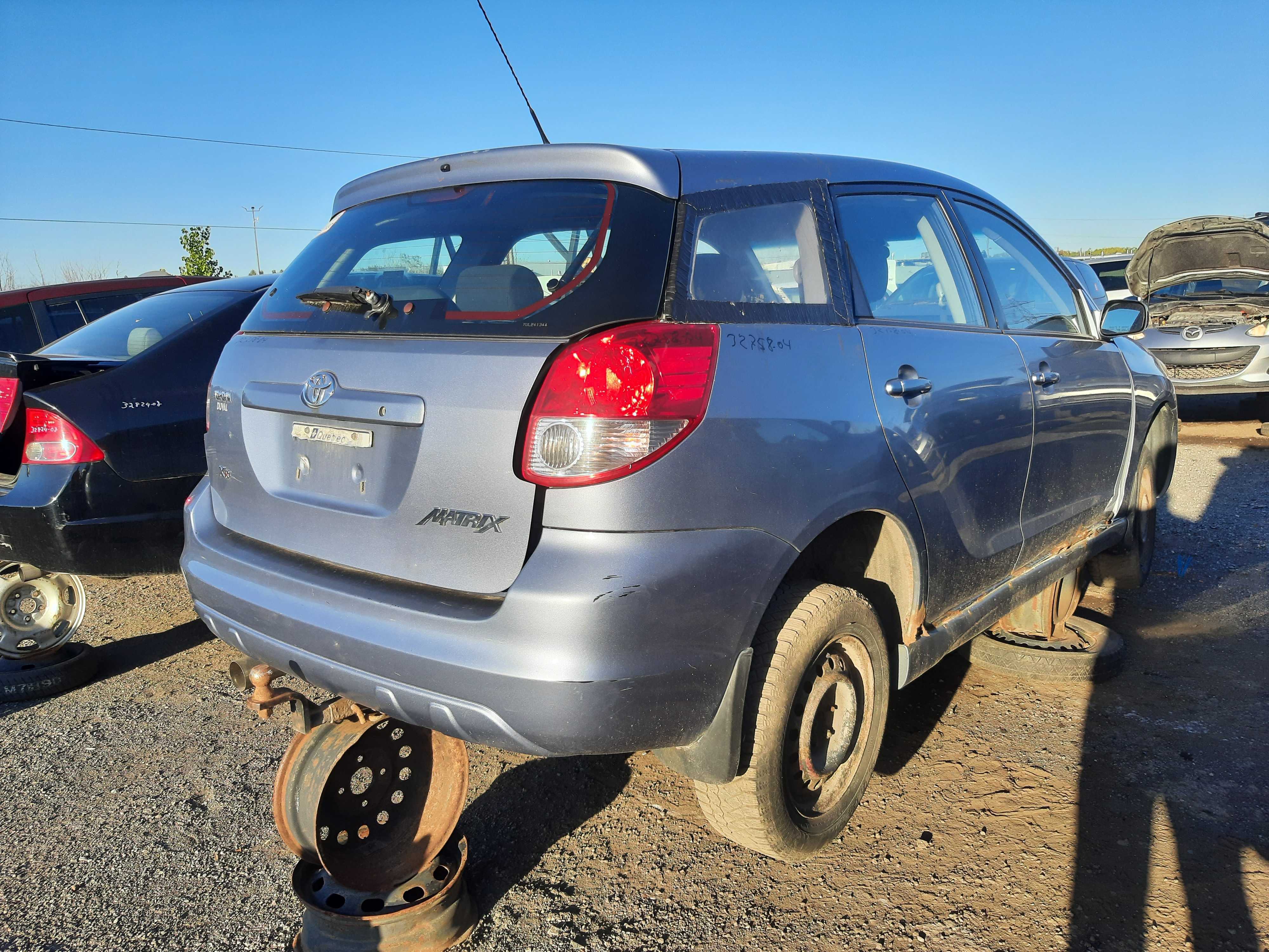 TOYOTA MATRIX 2004 | Montreal | Kenny U-Pull