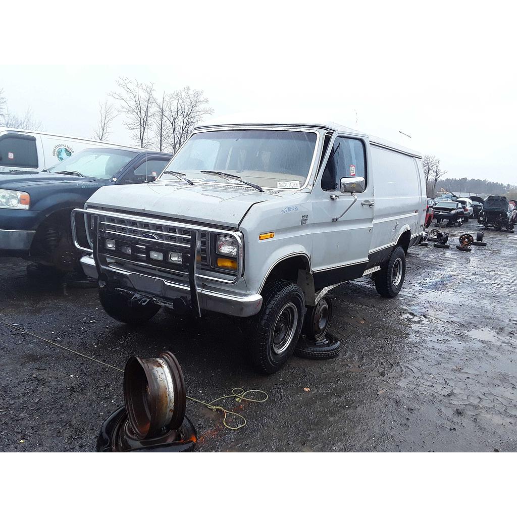 FORD TRANSIT VAN 1985 | Levis | Kenny U-Pull