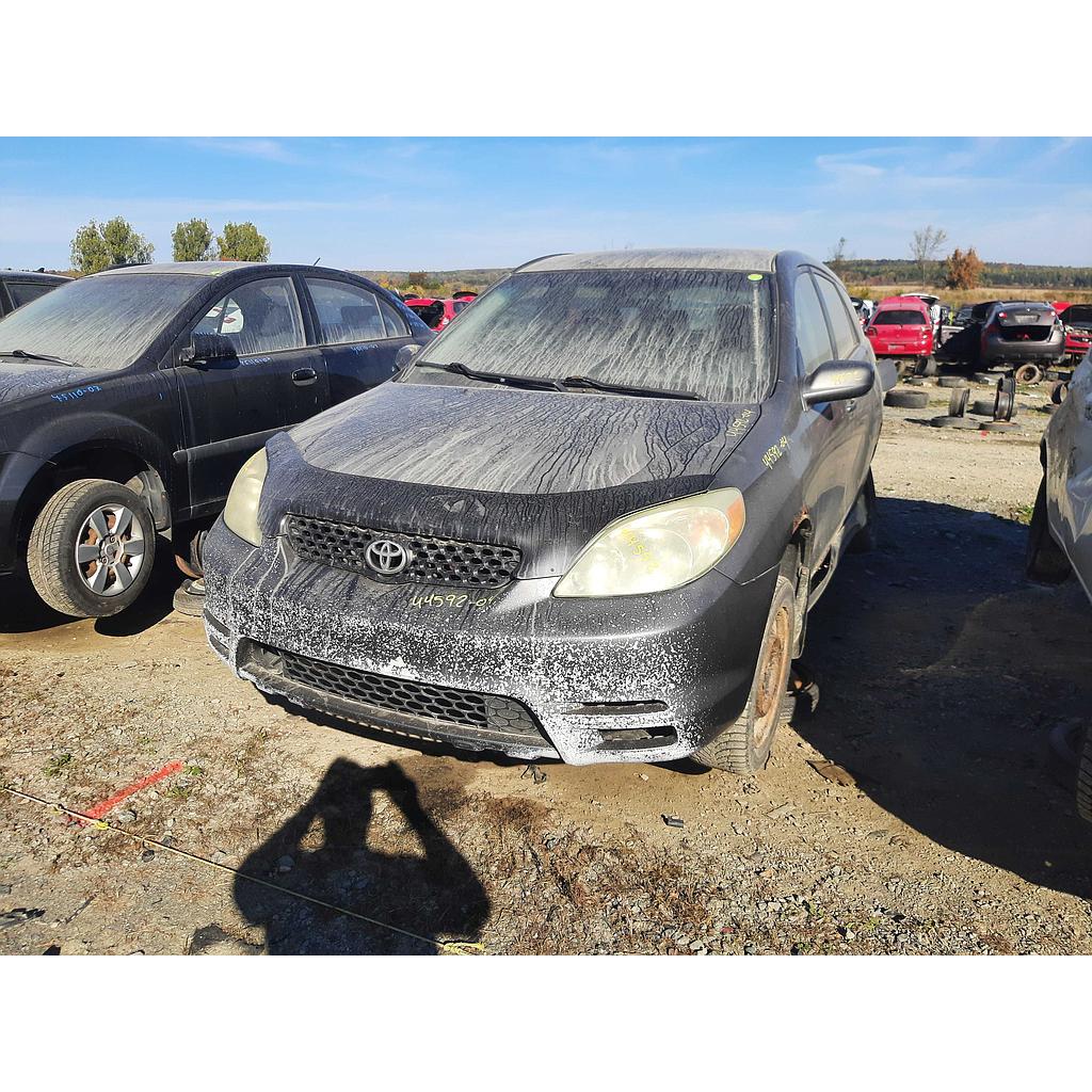 TOYOTA MATRIX 2004 | Sherbrooke | Kenny U-Pull