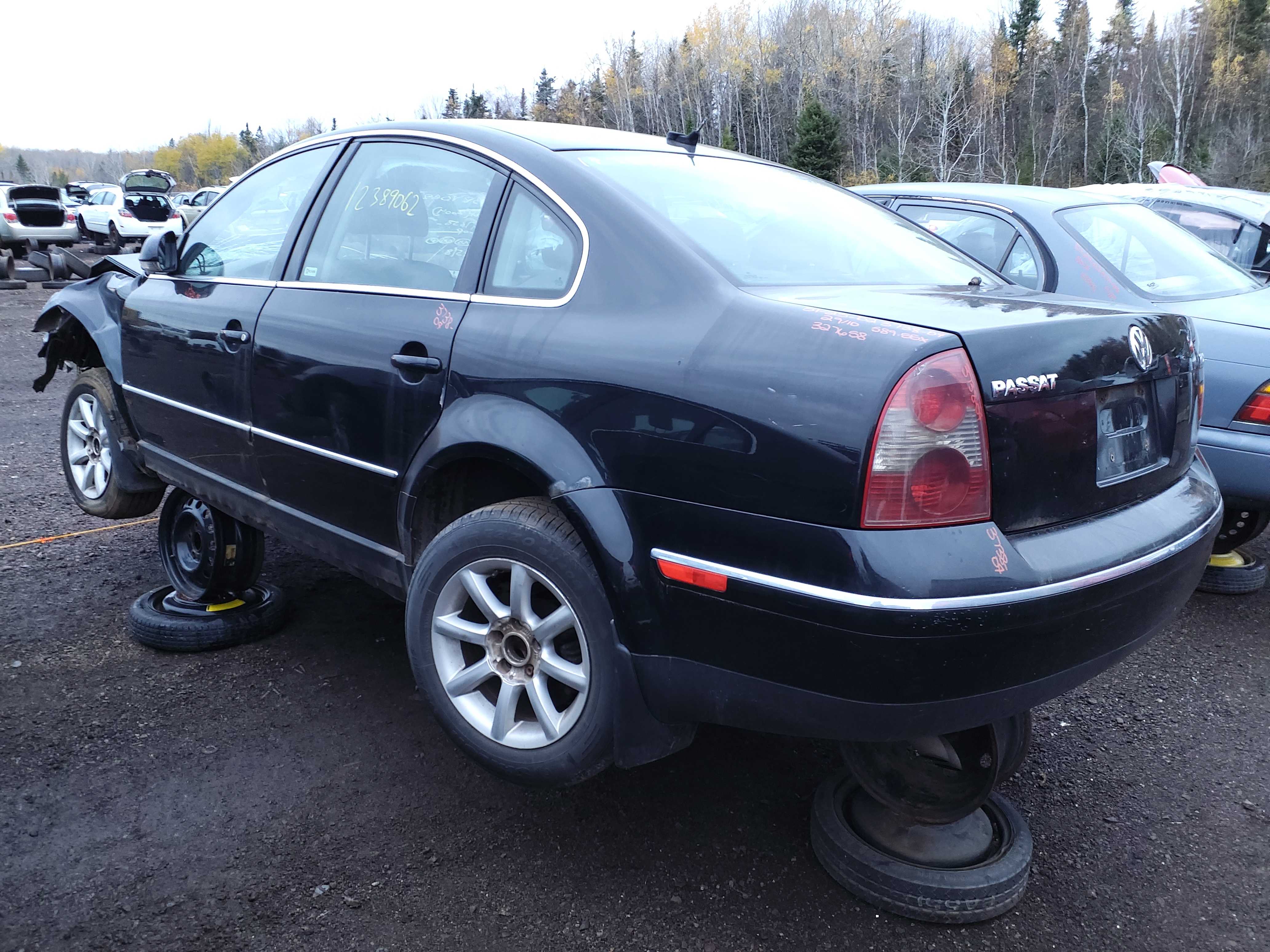 VOLKSWAGEN PASSAT 2004 | Moncton | Kenny U-Pull