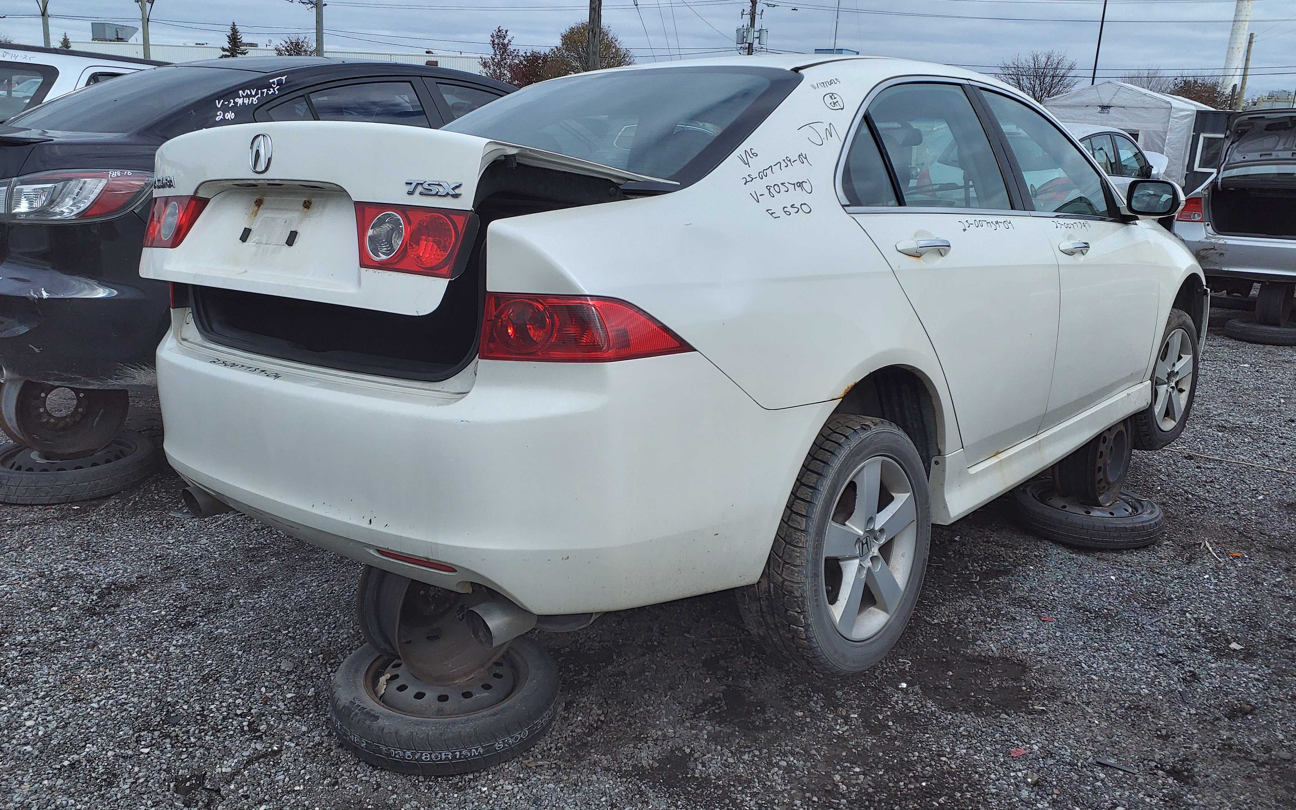 ACURA TSX 2004 | Ajax | Kenny U-Pull