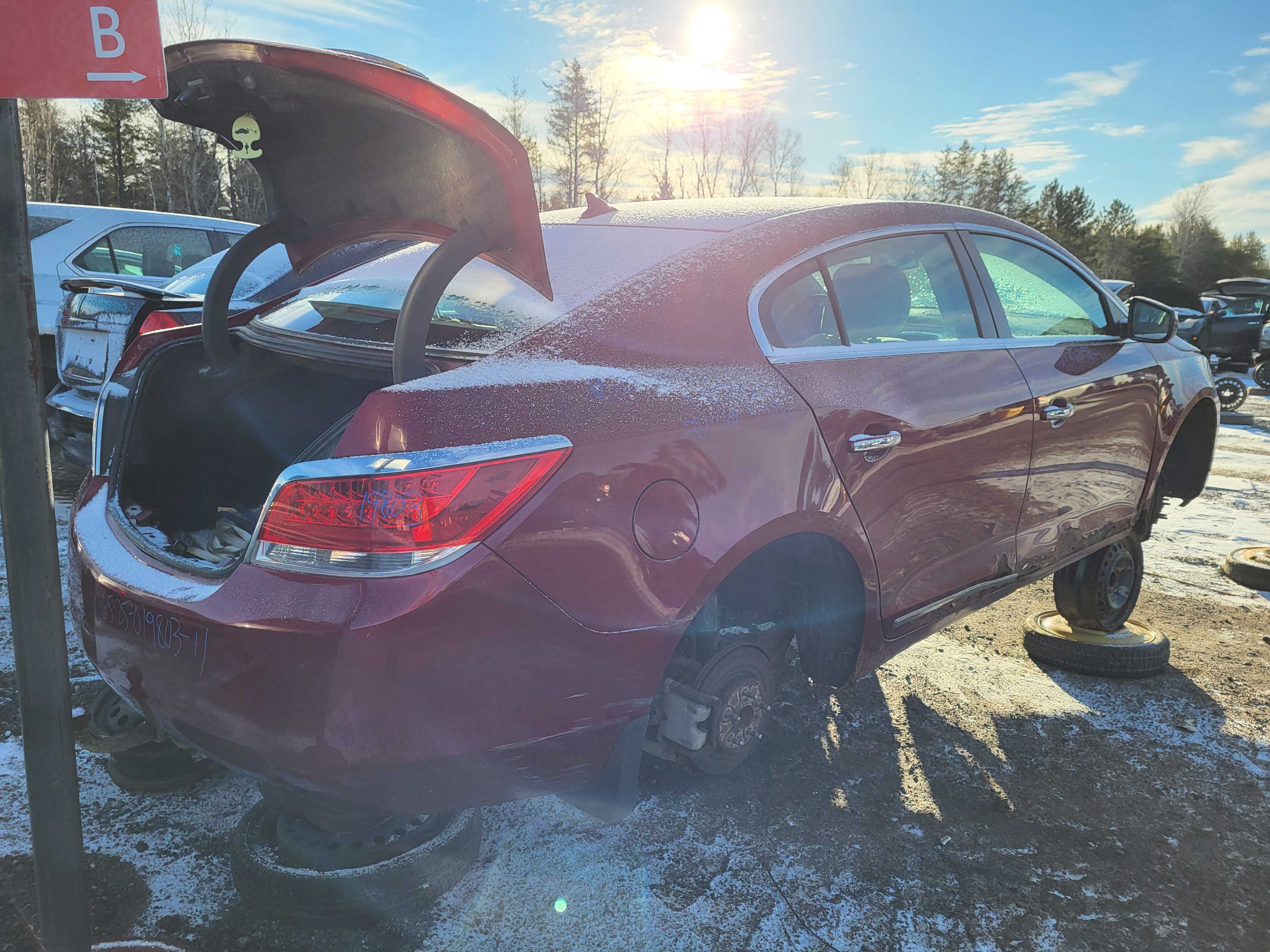 BUICK LACROSSE 2011 | Sudbury | Kenny U-Pull