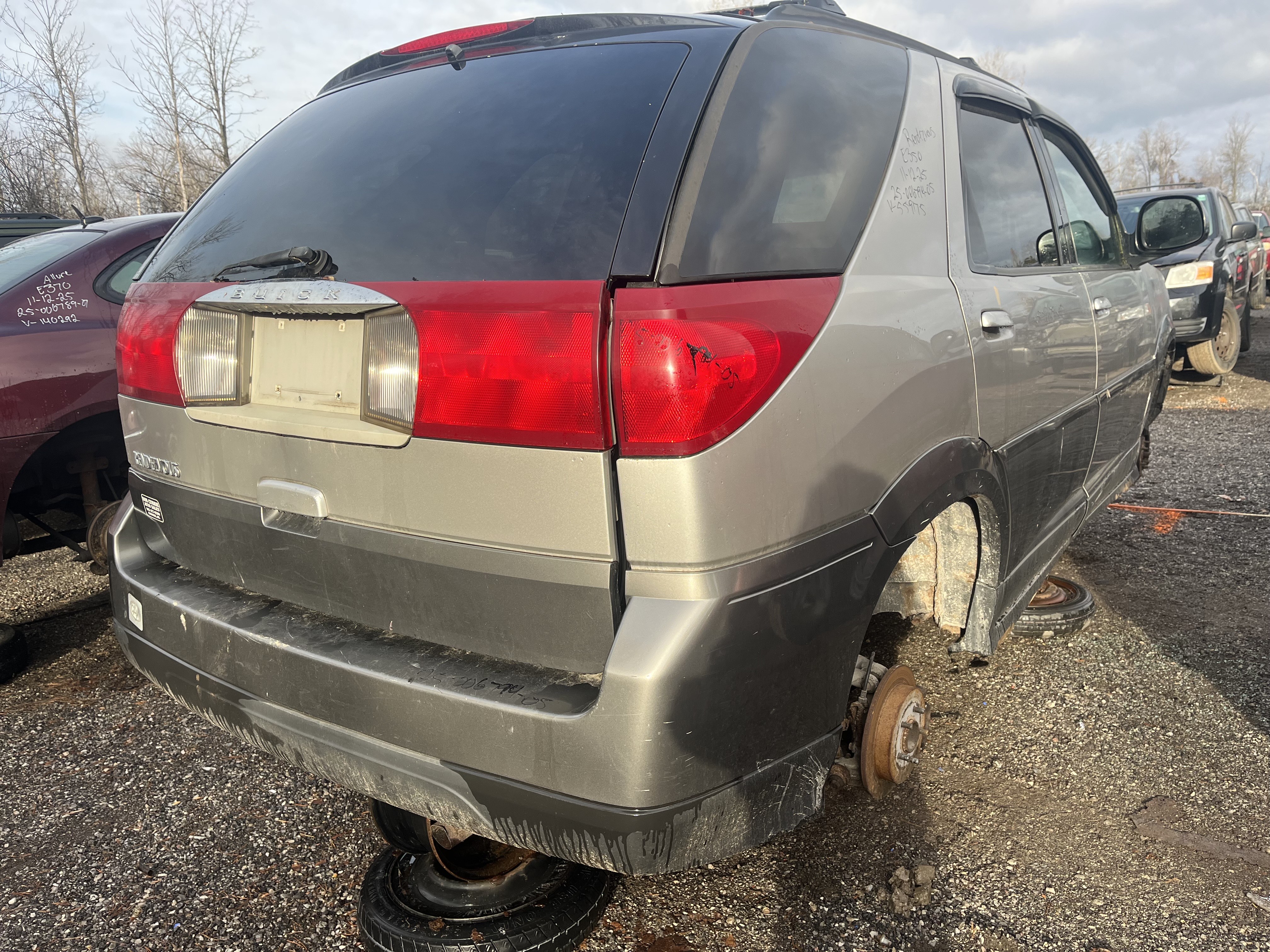 BUICK RENDEZVOUS 2005 | Peterborough | Kenny U-Pull