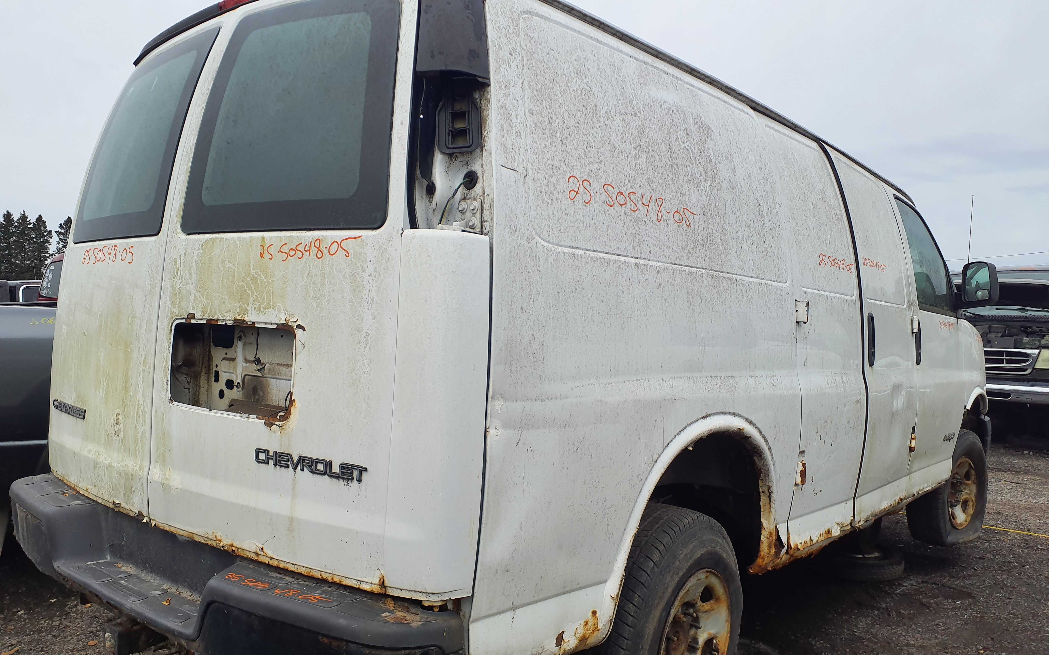 CHEVROLET EXPRESS VAN 2005 | St-Sophie | Kenny U-Pull