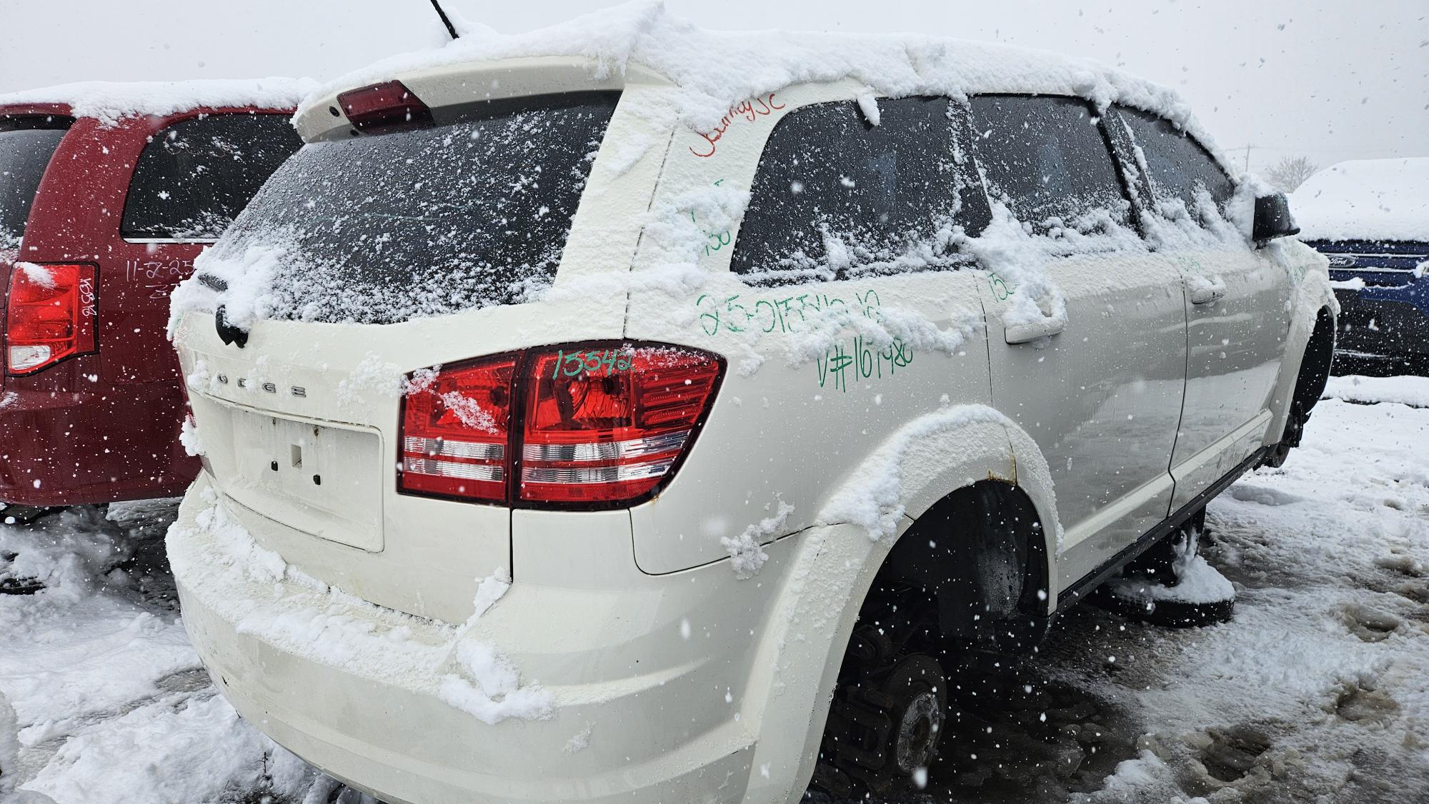 DODGE JOURNEY 2012 | London | Kenny U-Pull