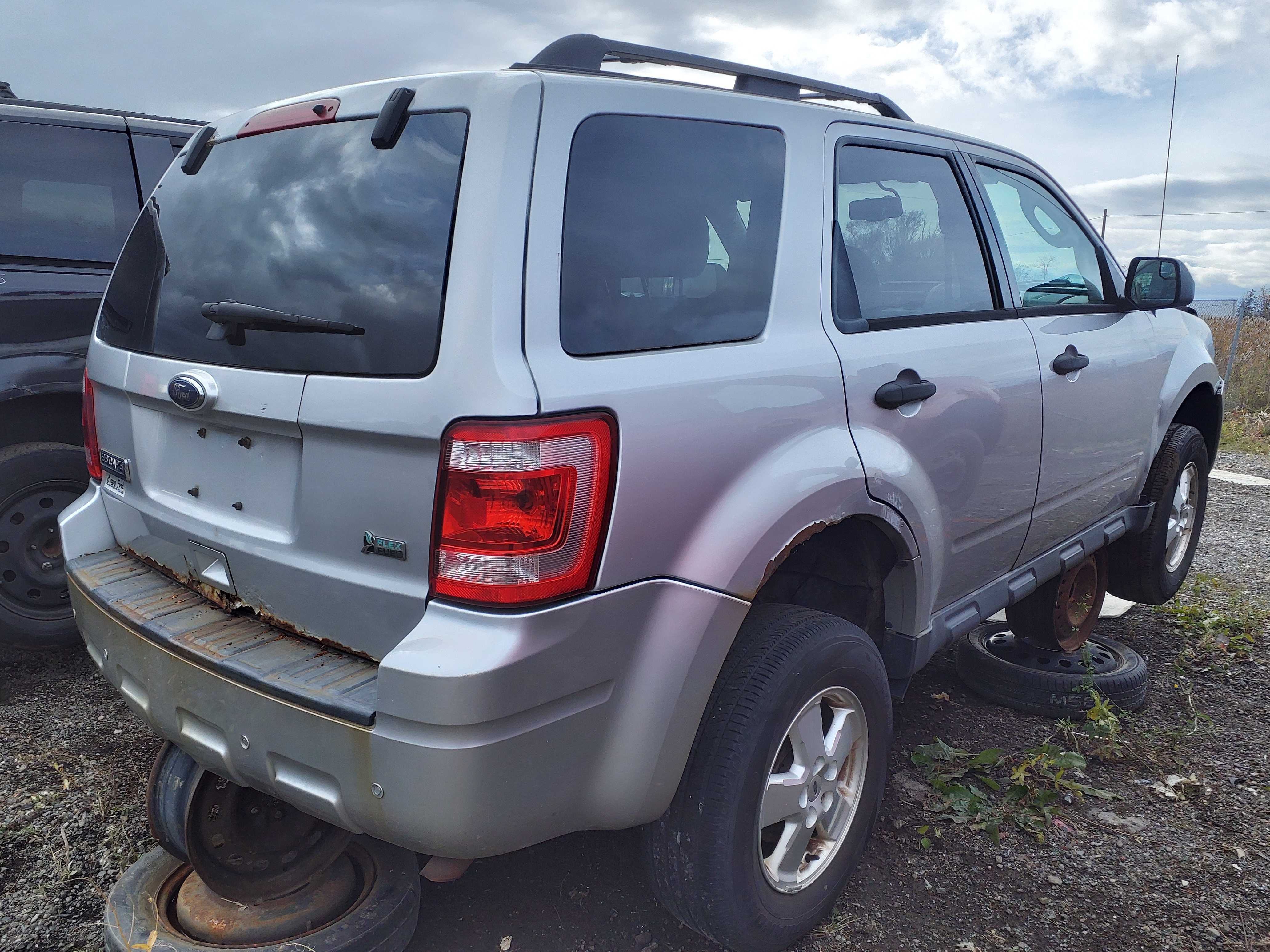 FORD ESCAPE 2011 | Hamilton | Kenny U-Pull