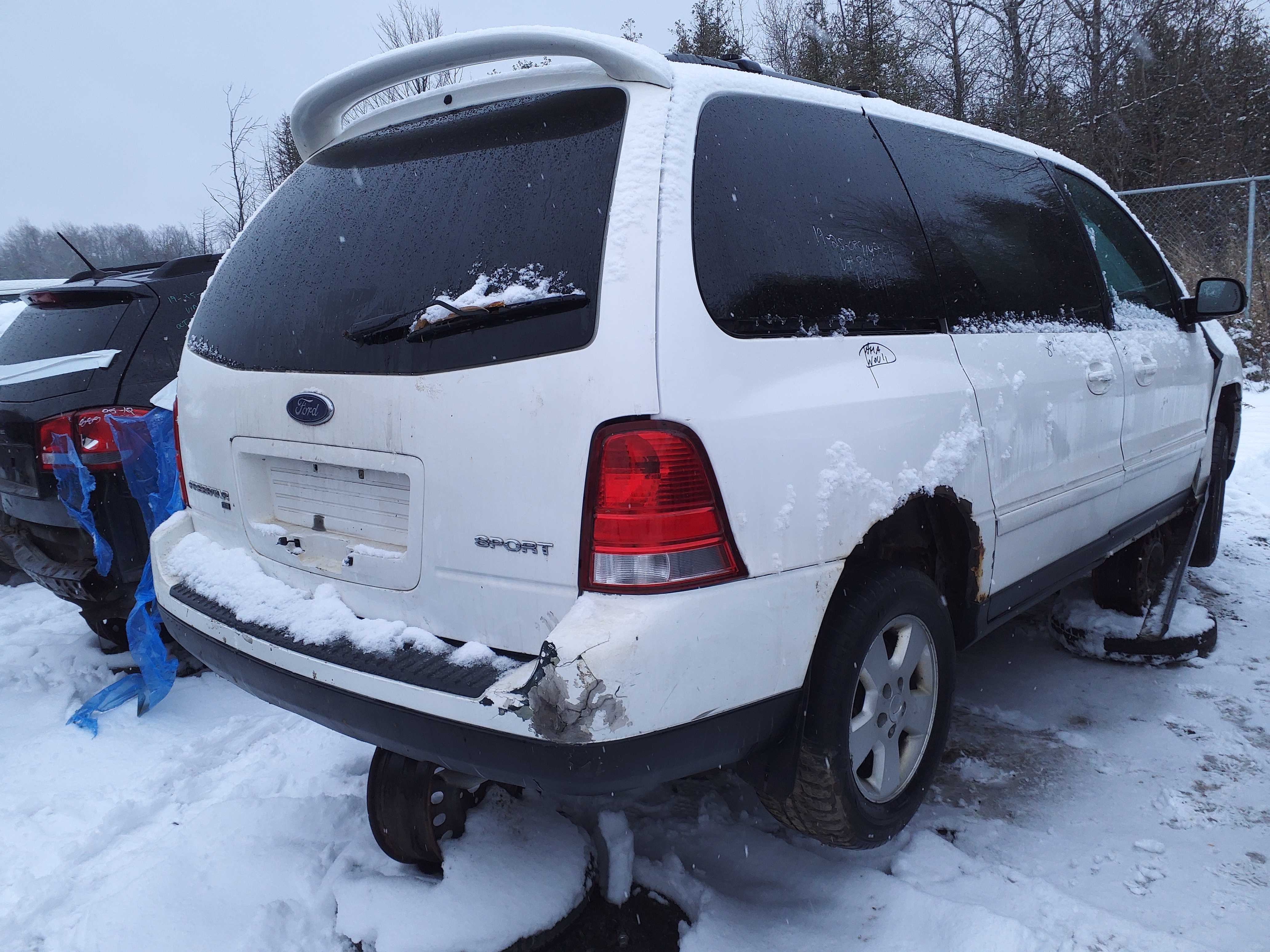 FORD FREESTAR 2004 | Ottawa | Kenny U-Pull
