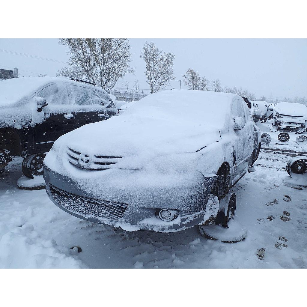 MAZDA MAZDA3 2004 | LaPrairie | Kenny U-Pull