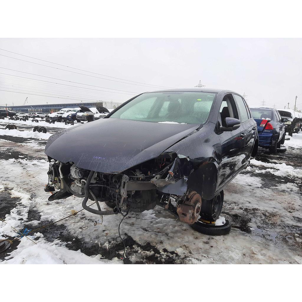 VOLKSWAGEN GOLF 2011 | Montreal | Kenny U-Pull