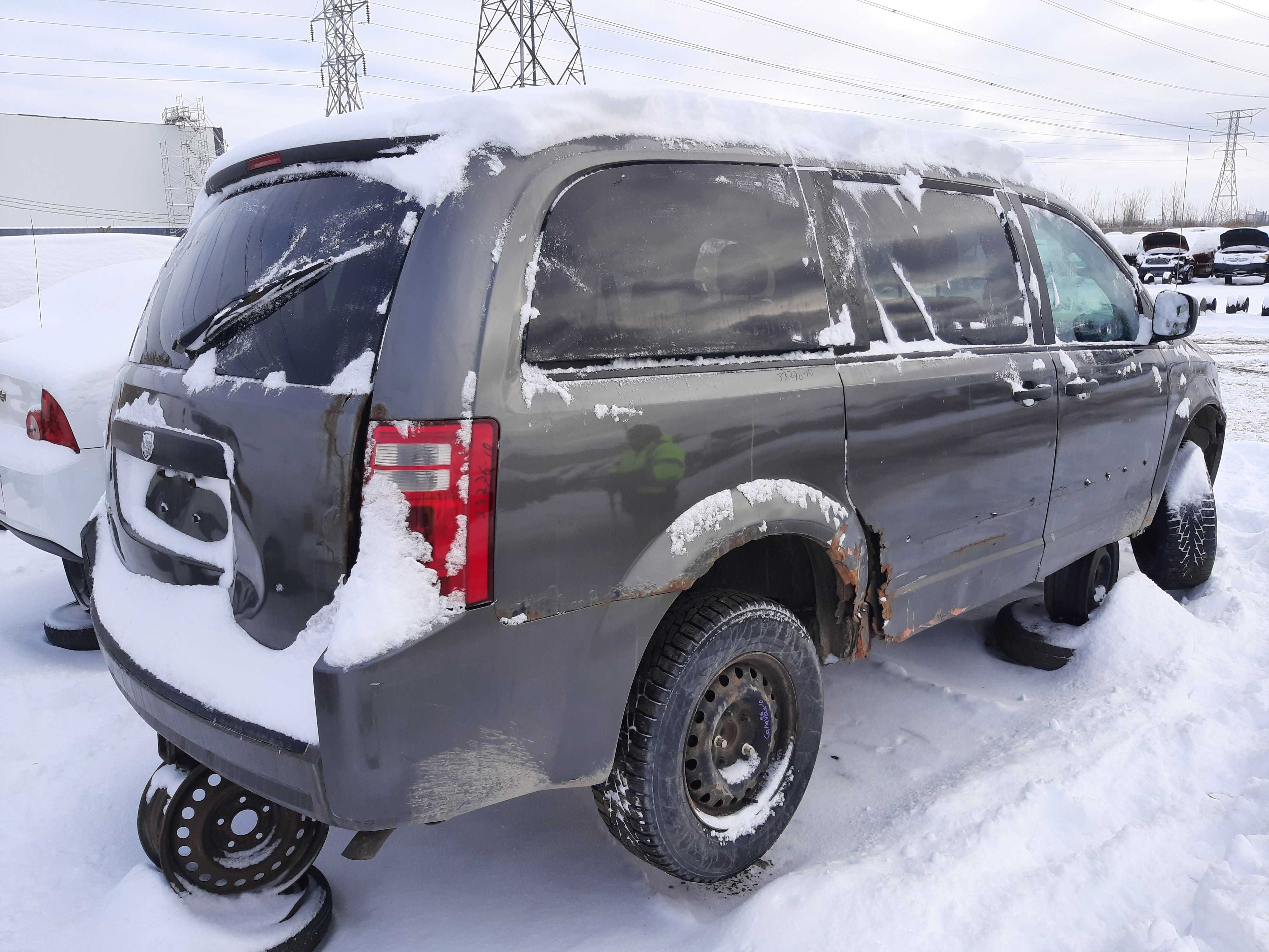 DODGE GRAND CARAVAN 2010 | Montreal | Kenny U-Pull