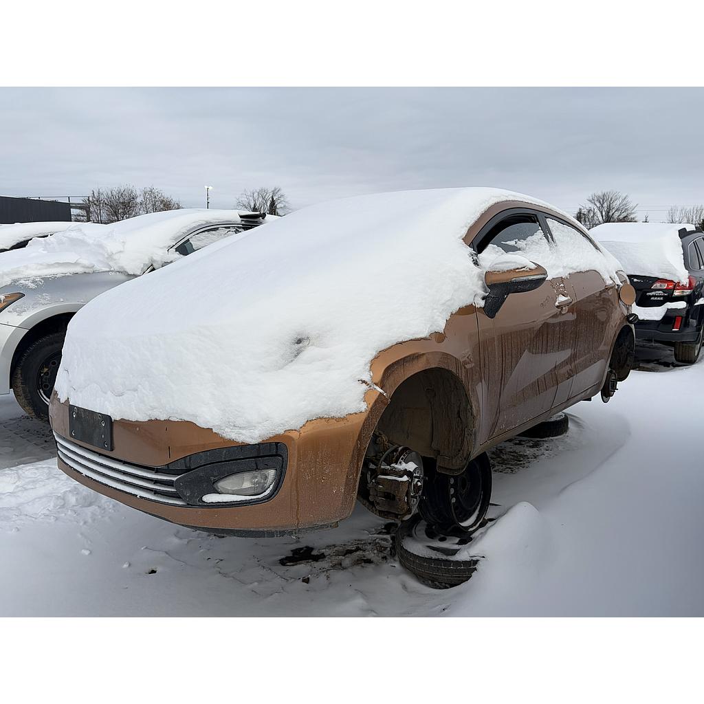 KIA RIO 2013 | Ottawa | Kenny U-Pull