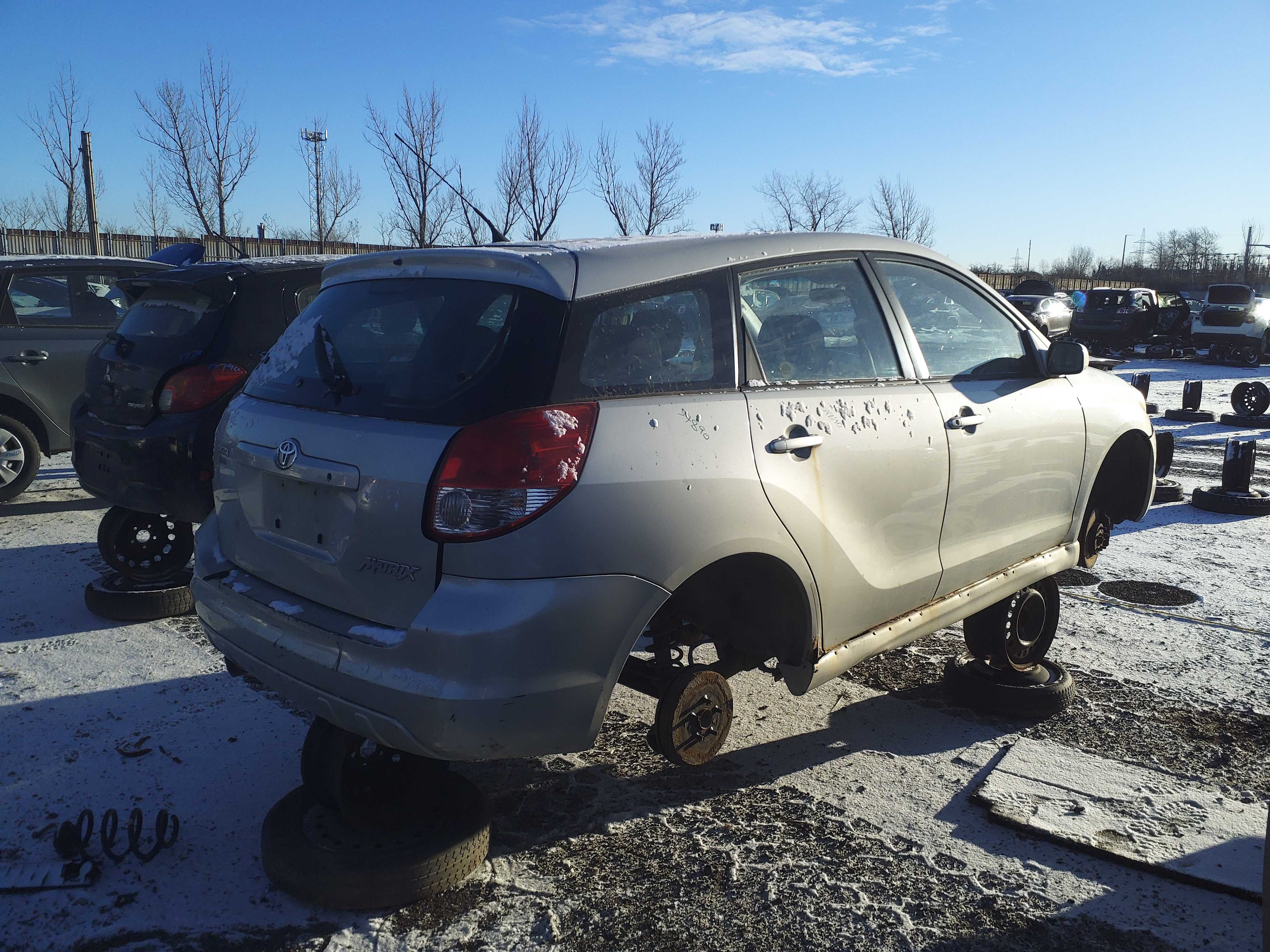 TOYOTA MATRIX 2003 | LaPrairie | Kenny U-Pull